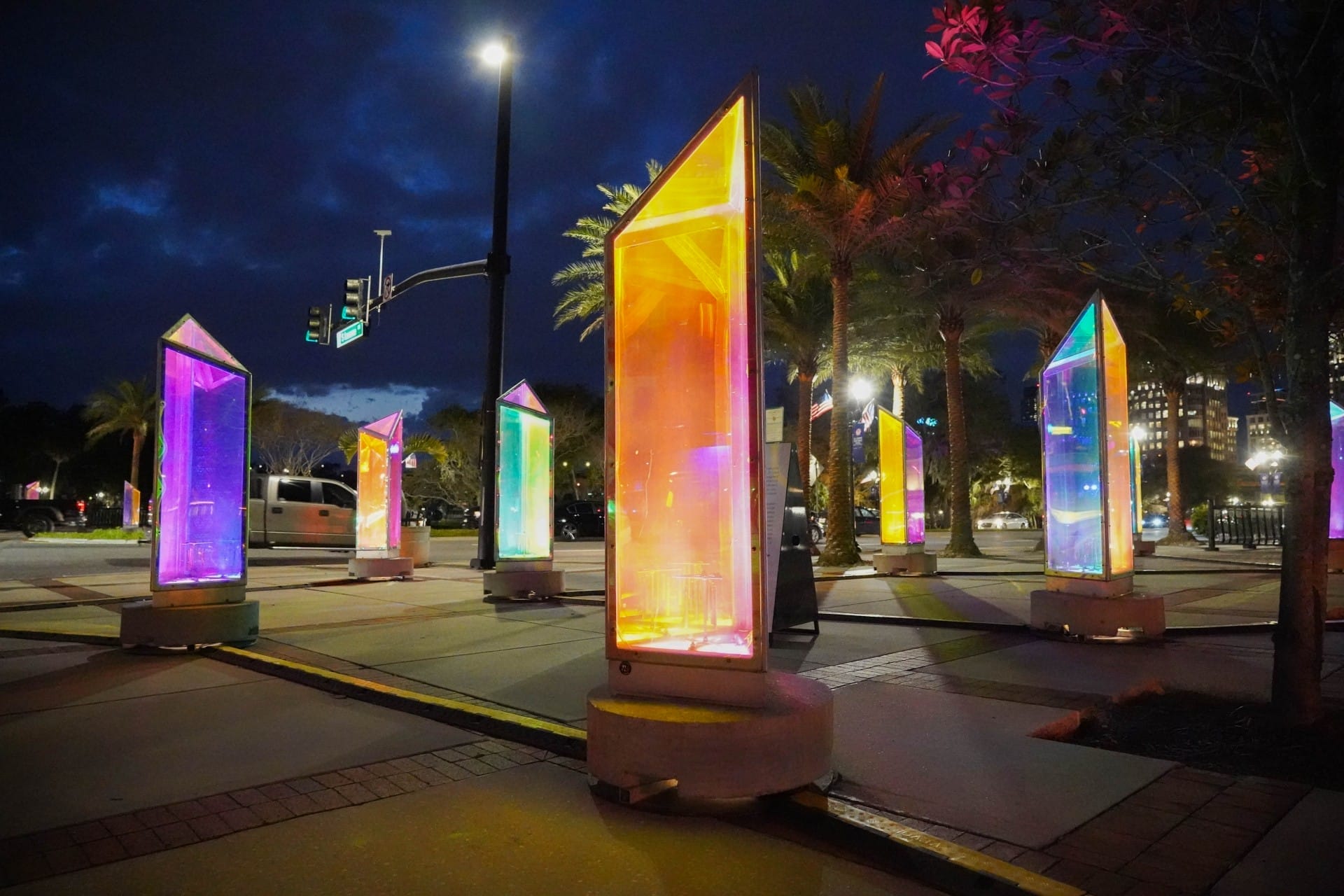 Prismatica de RAW Design brille sur les réseaux sociaux à Orlando ...